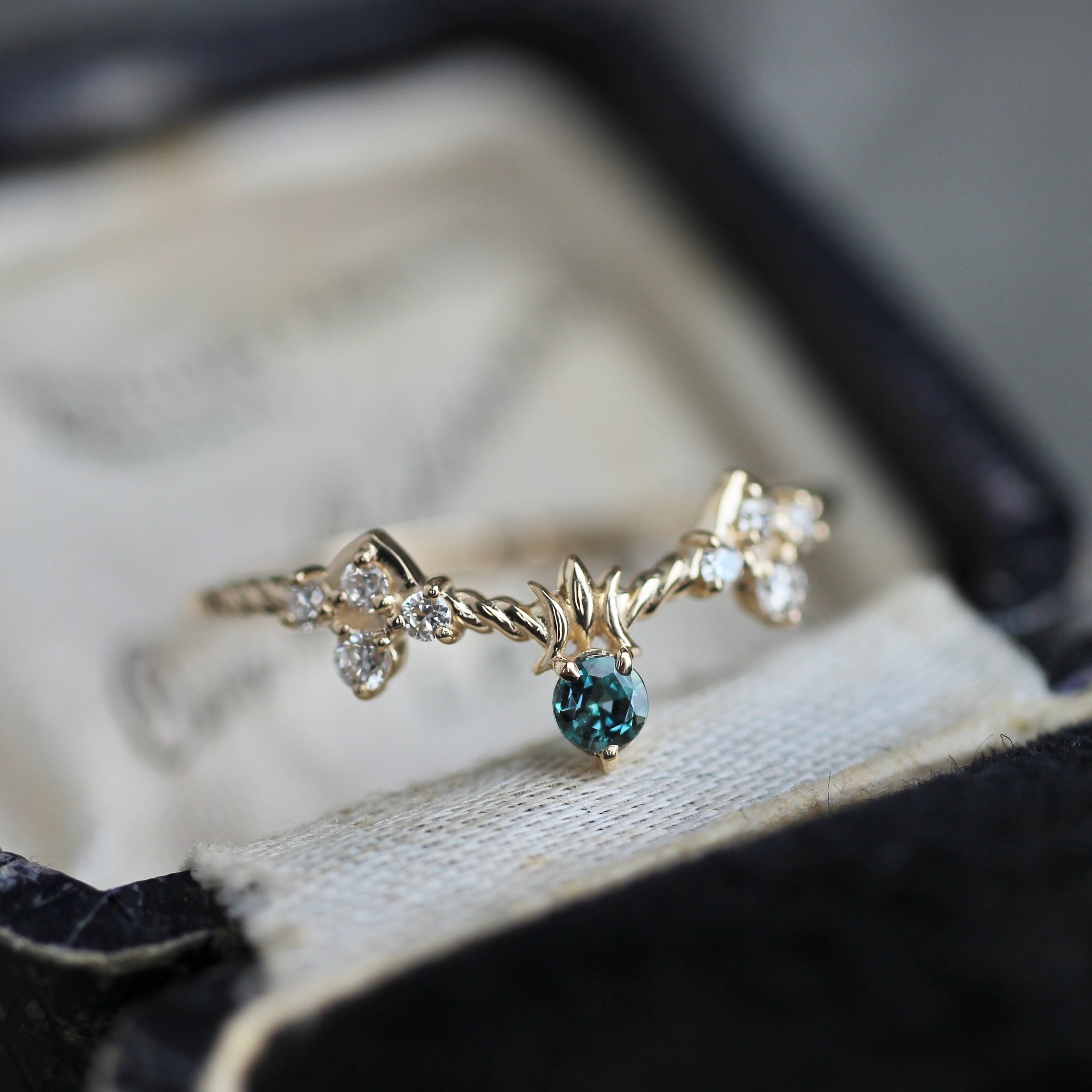 アレキサンドライト0.07ct ダイヤモンド0.10ct K10YG レスピレーションリング 【MJ2465】 – Mei JEWELRY